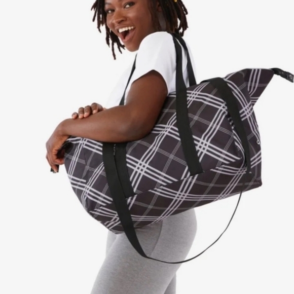 summer & rose | Bags | 4 Off Summer Rose Plaid Weekender Bag | Poshmark